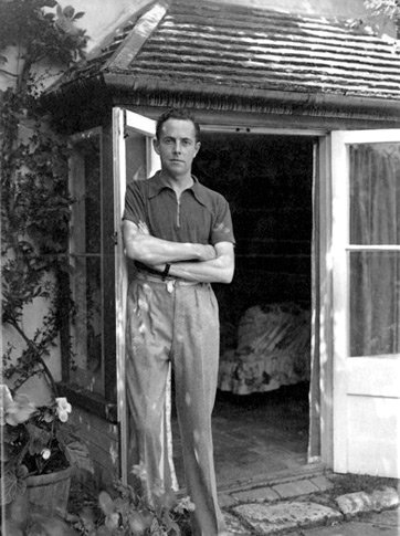 Beverley Nichols (1898-1983) – OutStories Bristol